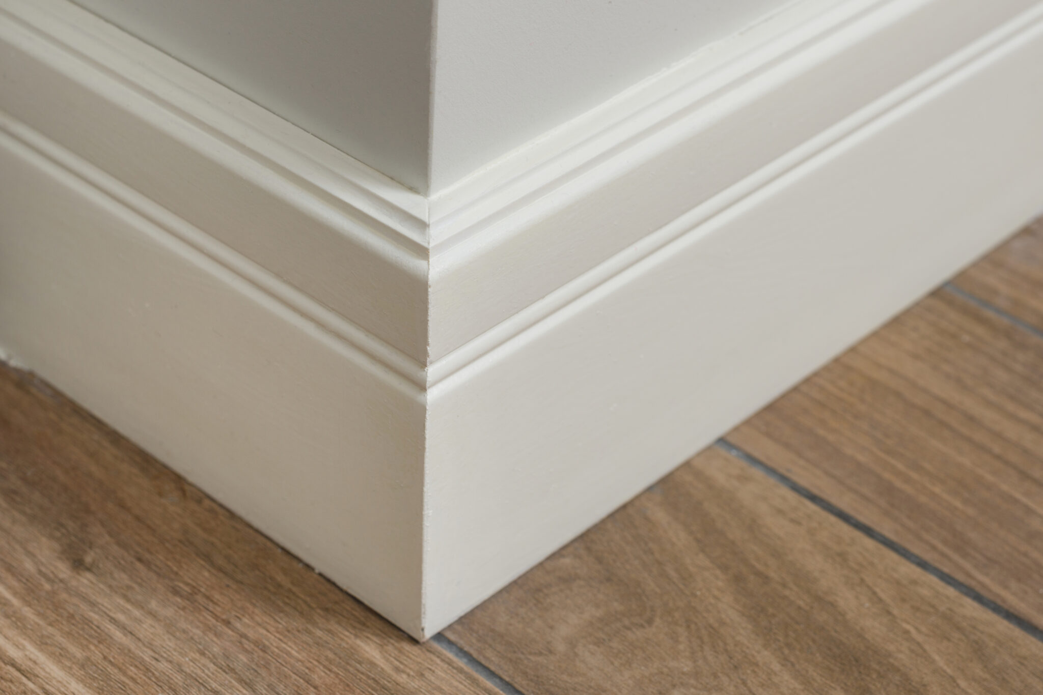 Shoe Moulding Vs Quarter Round: The Difference - AZ Floor Solutions